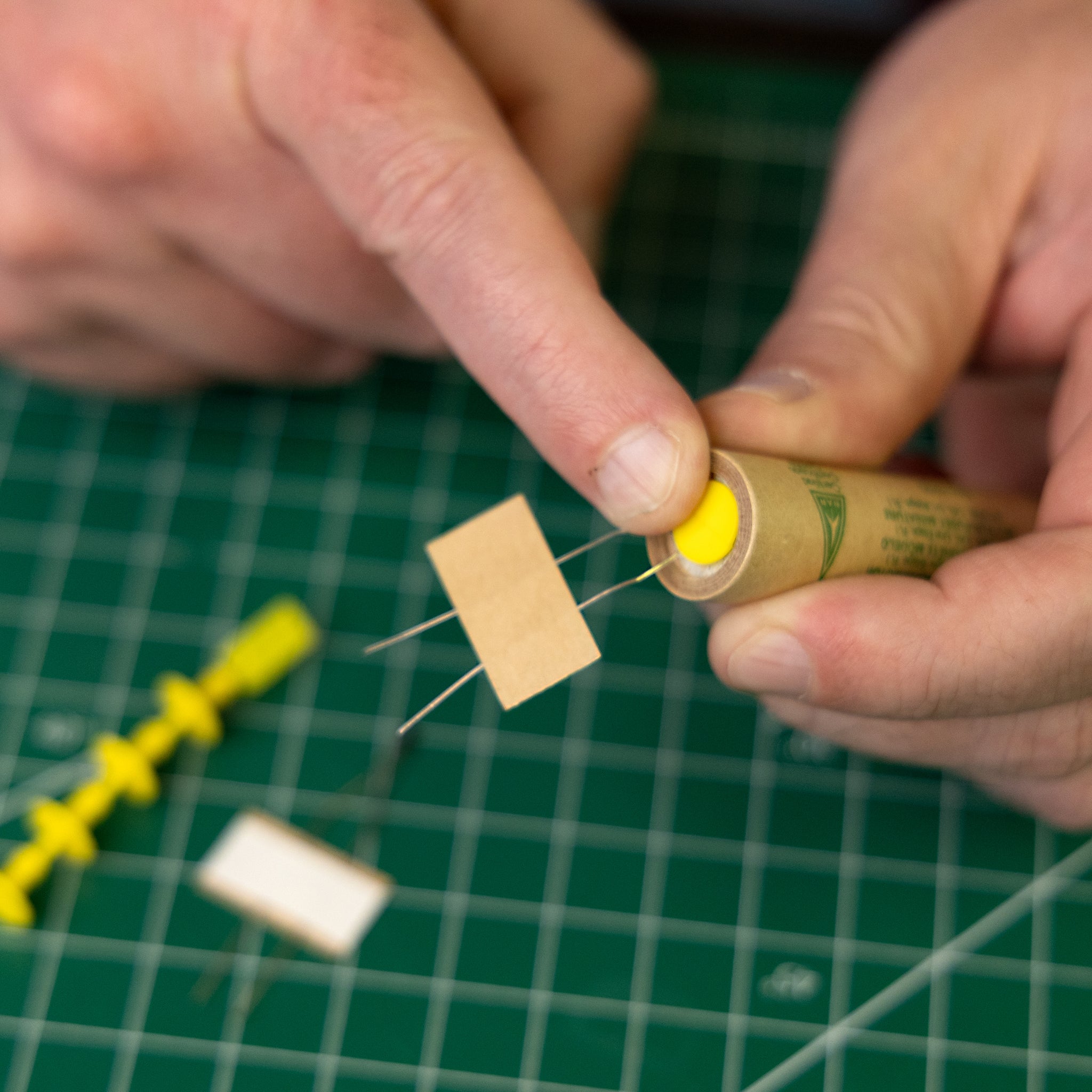 B4-4 Engines - 18mm Model Rocket Motors | Estes Rockets